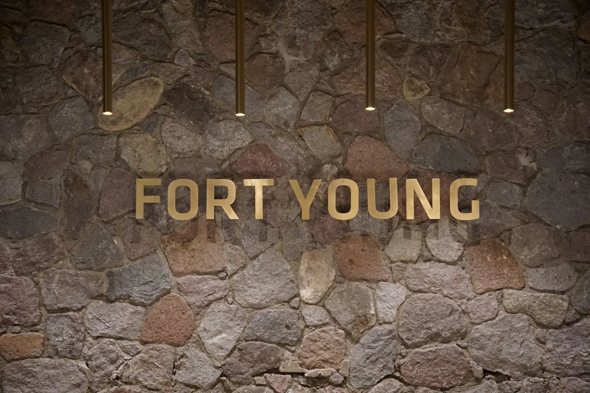 Sourcing Hotel Signage in China: A Comprehensive Guide